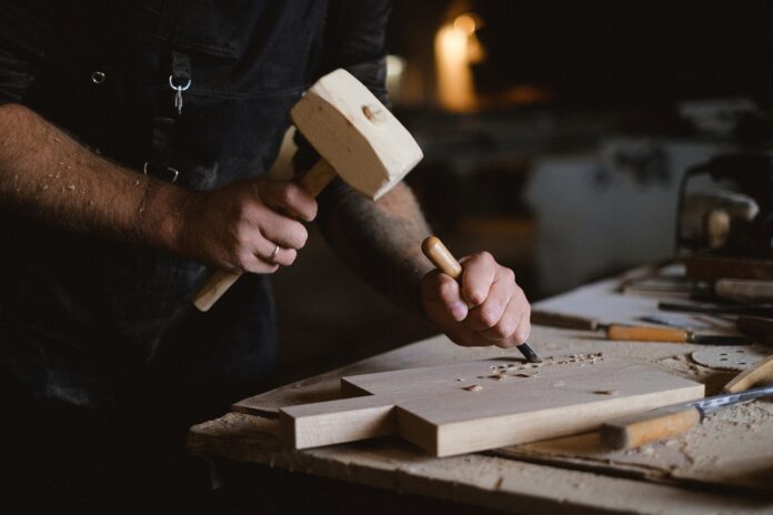 10 Woodworking Tips to Increase Efficiency in the Workplace - Akt in Motion