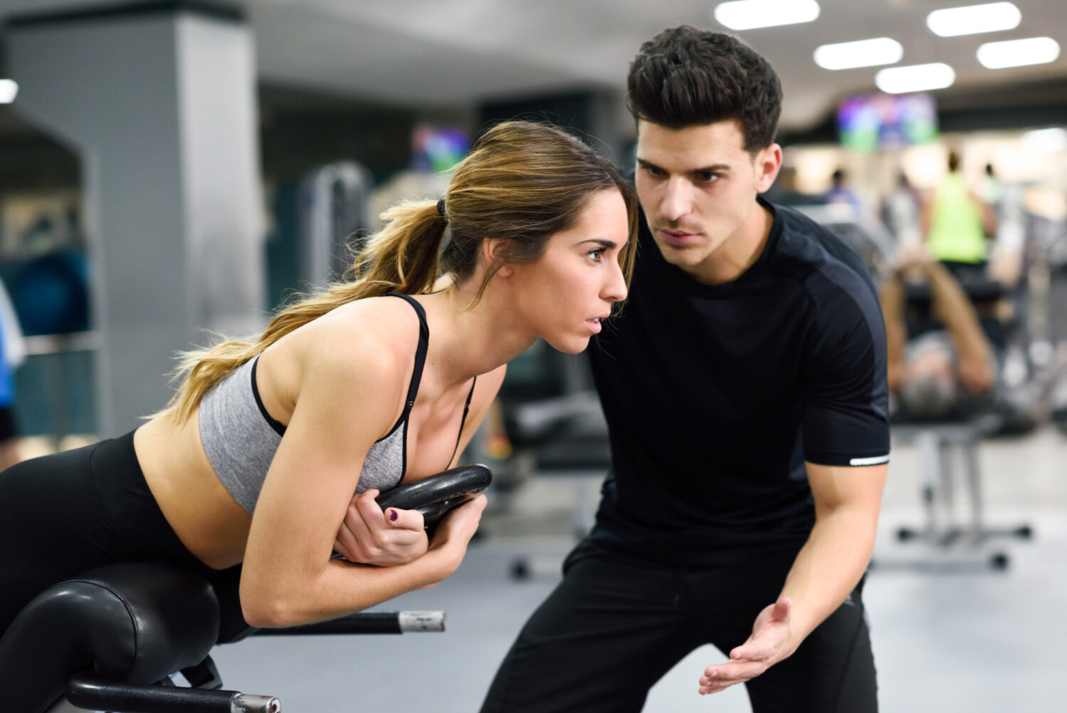 9 Tips For Choosing The Right Fitness Trainer - Akt in Motion