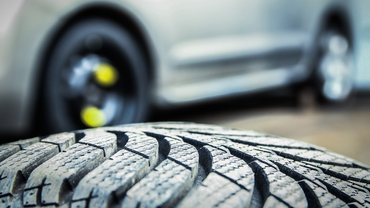 5 Things You Want to See from Your Tire and Auto Center - Akt in Motion