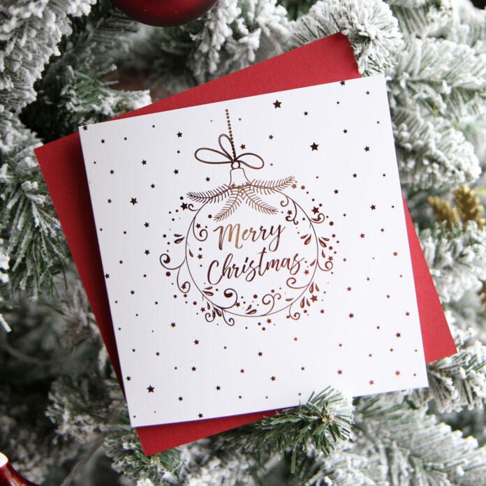 What To Put In Your Christmas Cards For Your Loved One - Akt in Motion