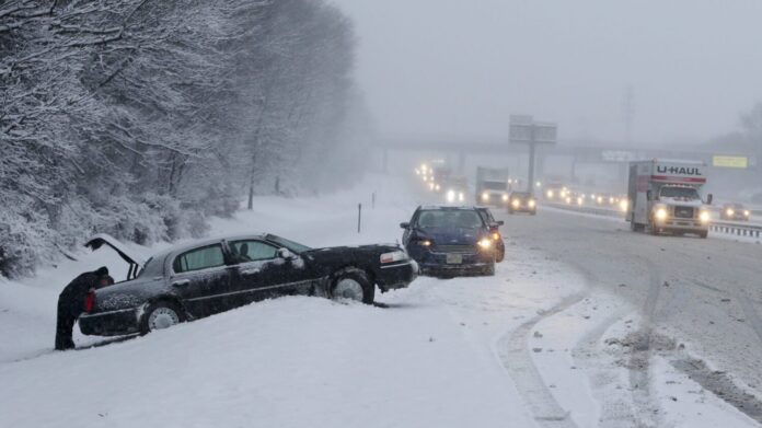 Dealing with a Car Accident on Winter Roads in St. Louis - Akt in Motion