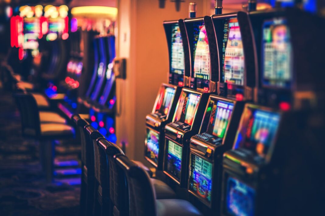The Psychology of Slot Machines: How They Keep You Playing - Akt in Motion